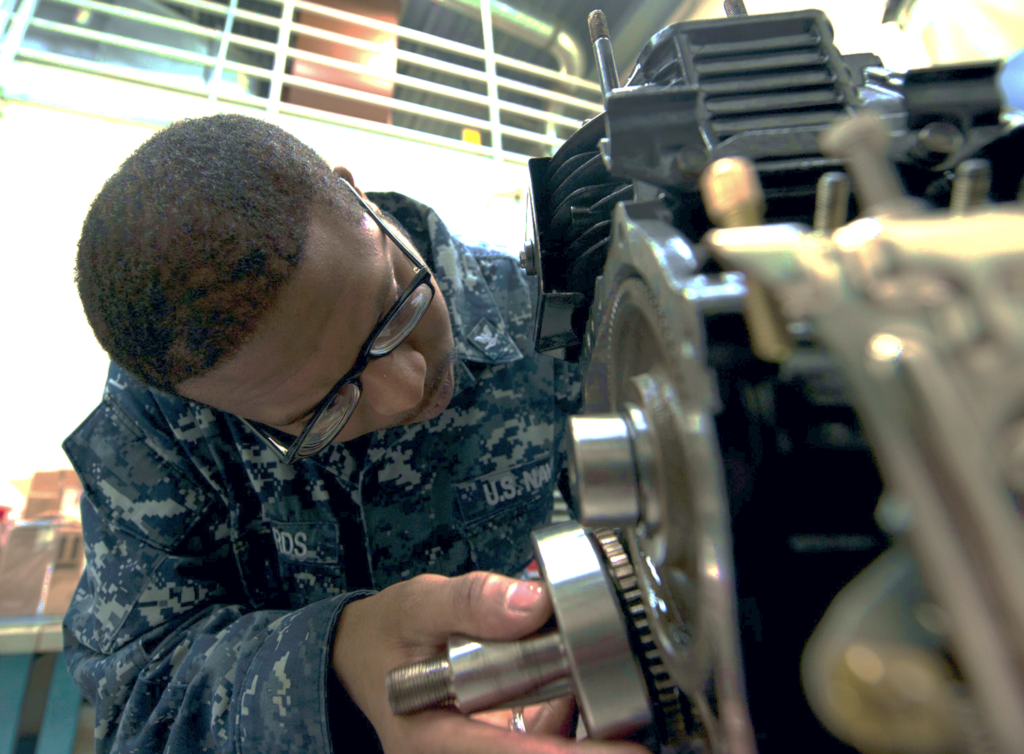 US Navy to Adopt High-Tech Learning Solution